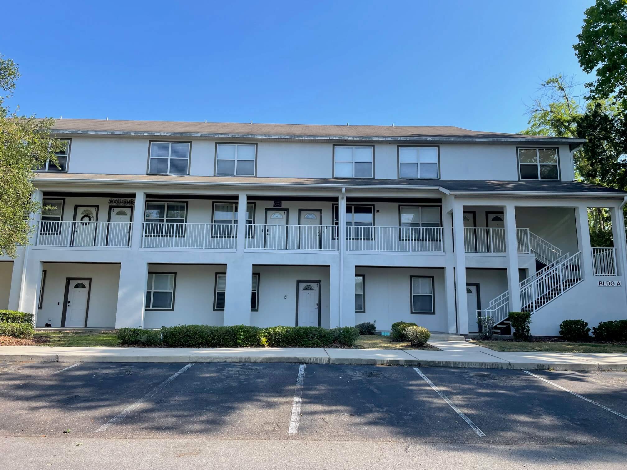 2bd/2.5 ba Condo - Chris Martin Properties